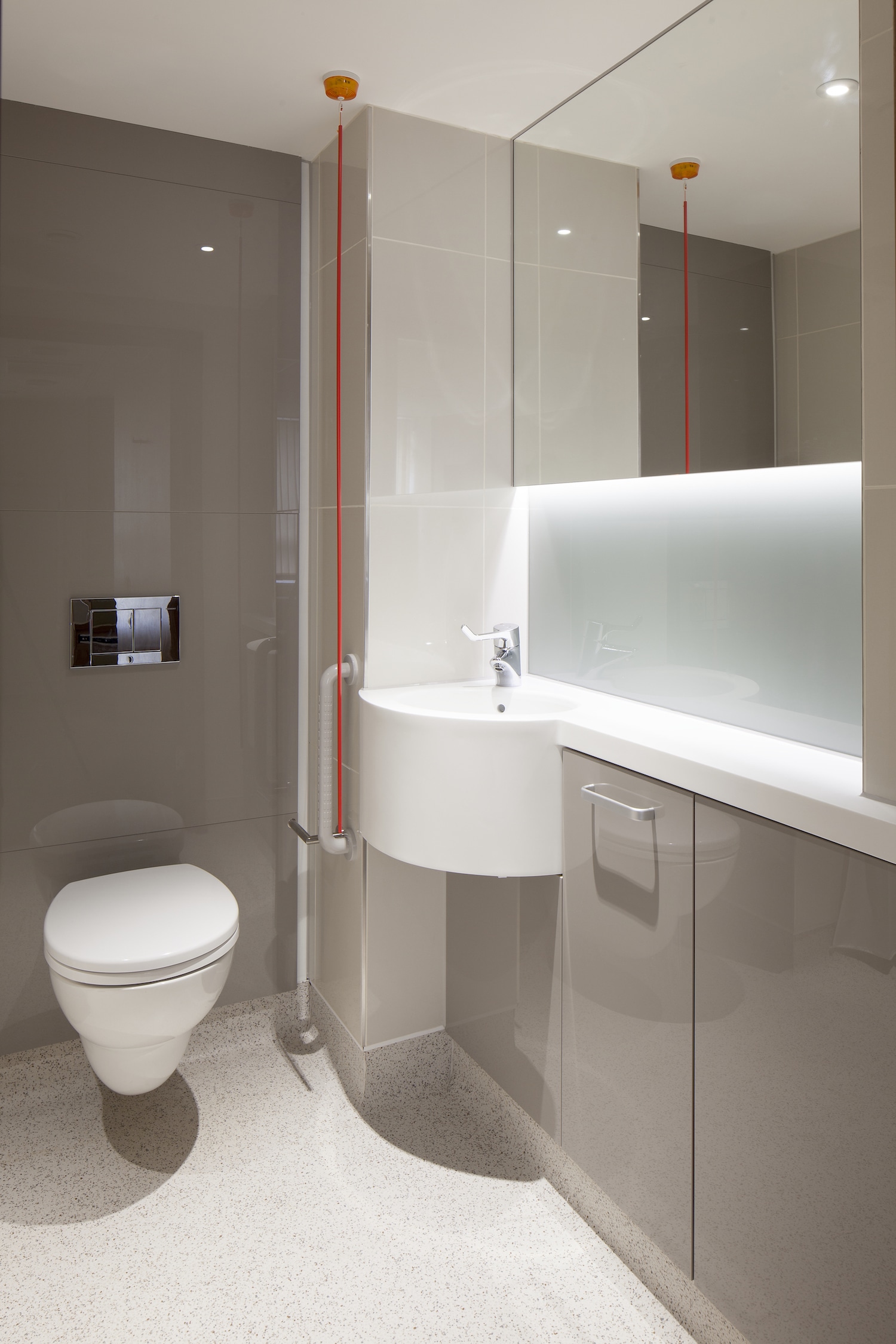 Private Hospital Wimbledon - Receptek - Healthcare