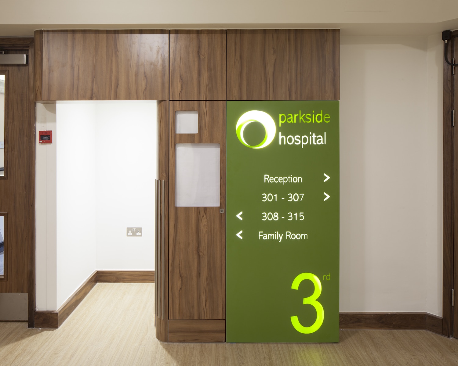 Private Hospital Wimbledon - Receptek - Healthcare